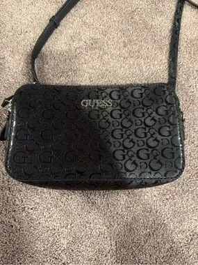Guess | Bags | Guess Black Signature G Logo Crossbody Bag | Poshmark